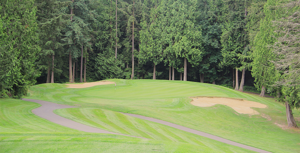 Kayak Point, Stanwood, Washington - Golf course information and reviews.